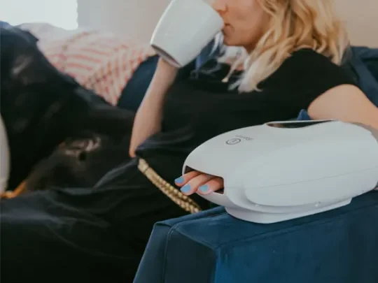 How to Use a Hand Massager: A Comprehensive Guide - DACORM Massage Gun